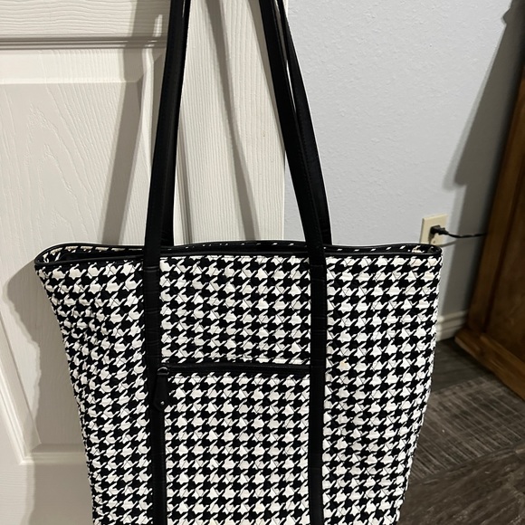 Vera Bradley | Accessories | Vera Bradley Houndstooth Tote Bag With Lots Of Pockets | Poshmark